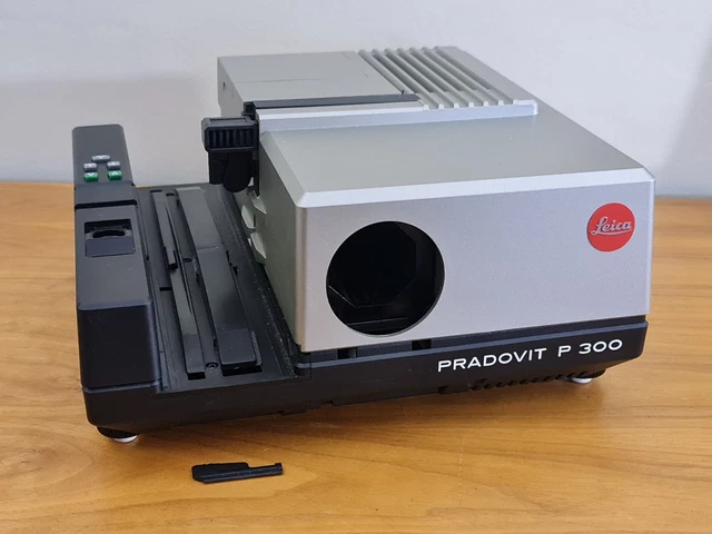 LEICA PRADOVIT P300 Slide Projector (Spares/Repair) - M921 £59.95 ...