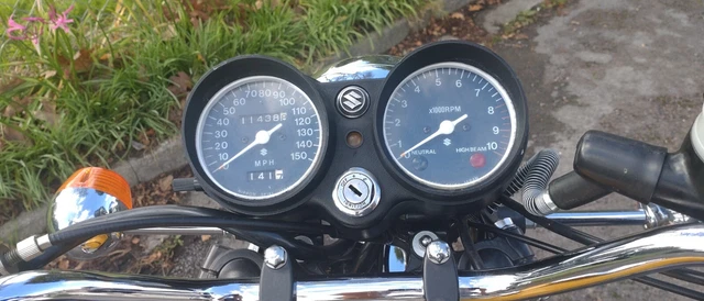 SUZUKI GT250 RAM-AIR 1974(M) Yellow Gold. 11k miles. Older Restoration ...