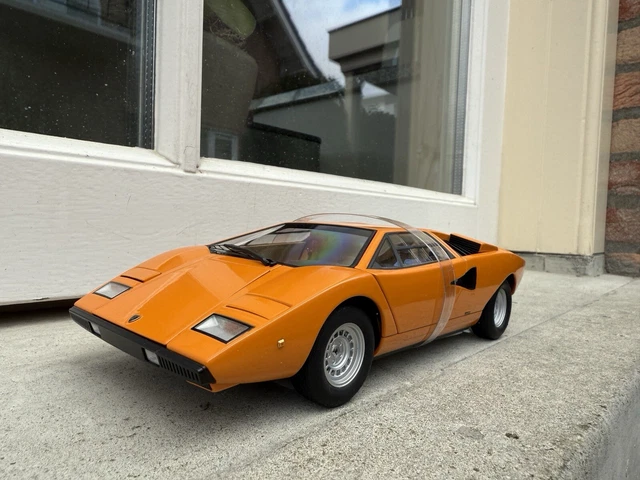 1:18 LAMBORGHINI COUNTACH LP400 orange 1974 Autoart Signature 74647 EUR ...