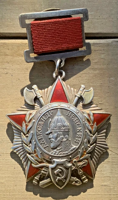 WW2 USSR medal order of Alexander Nevsky numbered on reverse £496.30 ...