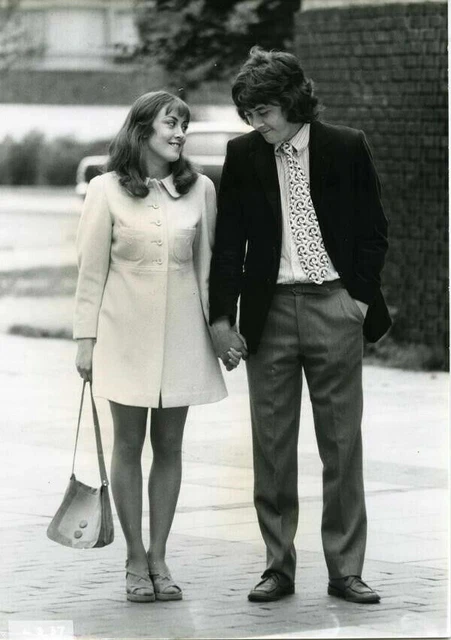 THE LOVERS PAULA Wilcox Richard Beckinsale 1970's British Comedy ...