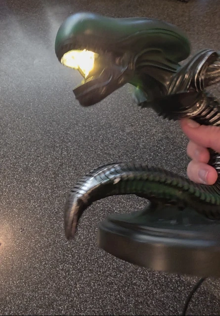 ALIEN CREATURE DESK Lamp Mysterious Light Night Light £26.69 - PicClick UK