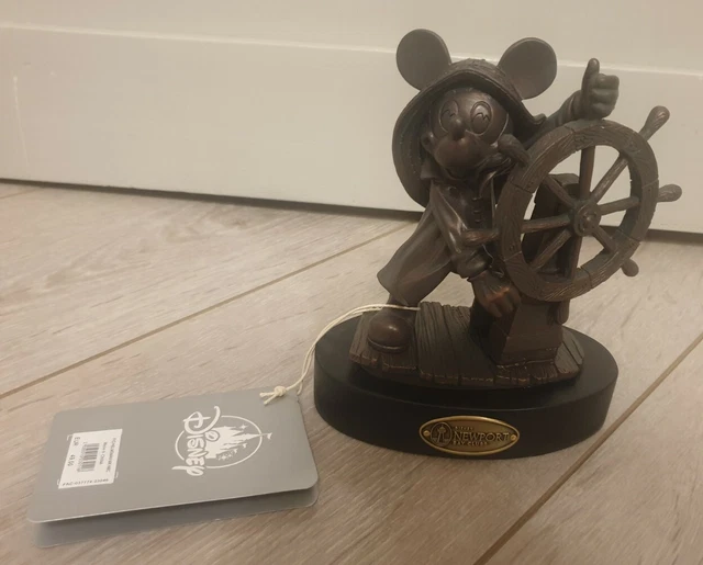 FIGURINE / FIGUR / Figurilla HELMSMAN MICKEY NEWPORT BAY CLUB ...