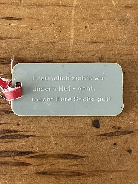 ORIGINAL EAST GERMAN DDR GDR Ampelmann Traffic Light Badge Keyring VoPo ...