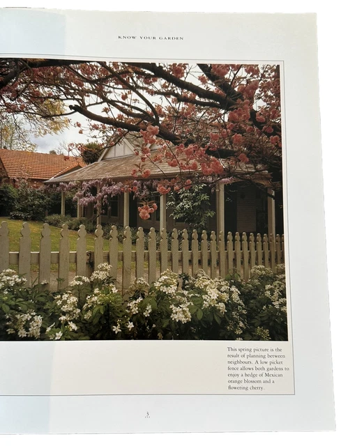THE AUSTRALIAN GARDEN by Lorrie Lawrence, Jane Edmanson (Paperback ...