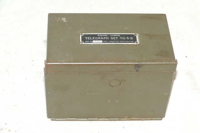 ALL-ORIGINAL WWII WW2 US Army Signal Corps Model TG-5-B Portable ...