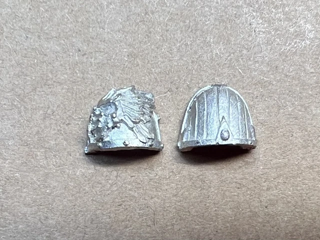 WARHAMMER 40K METAL Chaos Space Marines Emperors Children Shoulder ...