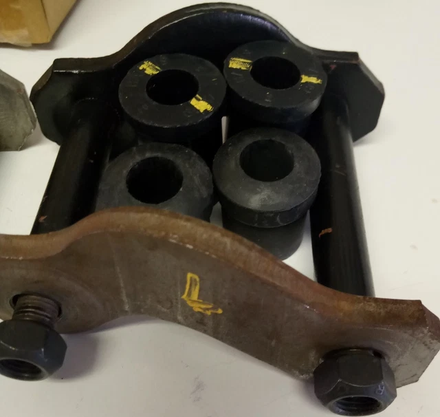 NOS 1956 1957 Chevy Rear Leaf Spring Shackles 3725033 3725034 $207.51 ...