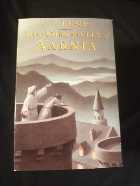 THE CHRONICLES OF Narnia By Cs Lewis Paperback Book Box Set 1-7 $13.15 ...