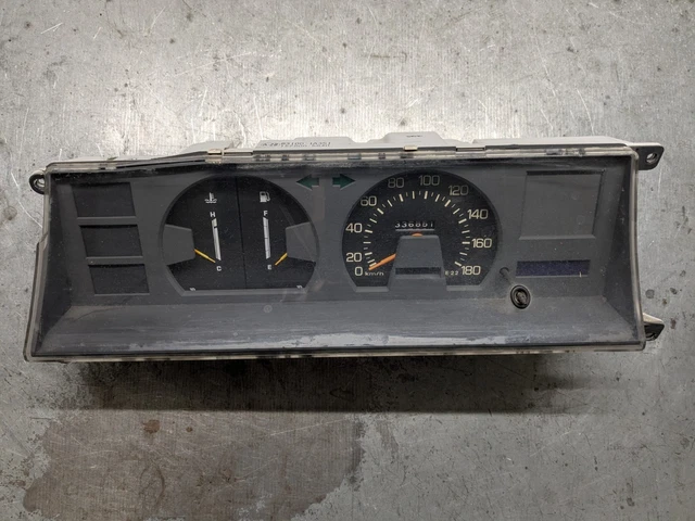 TOYOTA COROLLA KE70 LHD Cluster / Tacho / Dash Clock [83100-1A351] EUR ...