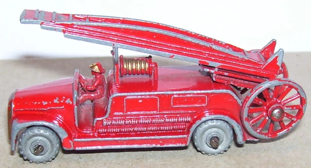 B OLD LESNEY DENNIS FIRE ESCAPE 1/100 FIRE TRUCK 1957 no box $64.82 ...