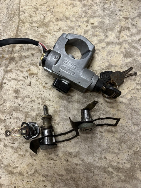 VAUXHALL VICTOR FE lock set Ignition Barrel, Front Doors & Boot Lock ...