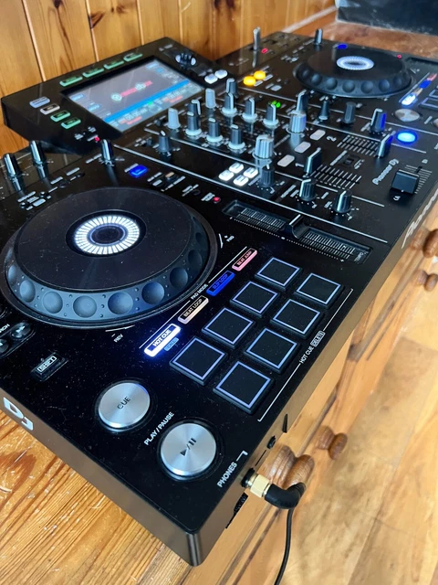 PIONEER DJ XDJ-RX2 2-Channel All-In-One DJ Controller + Magma Case £955 ...