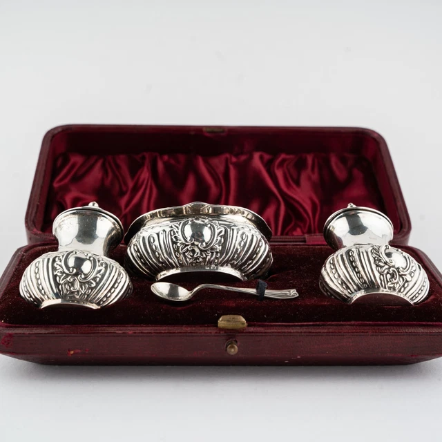 ANTIQUE VICTORIAN STERLING Silver Salt, Pepper & Mustard Cruet Set ... ANTIQUE VICTORIAN STERLING Silver Salt, Pepper & Mustard Cruet Set ...