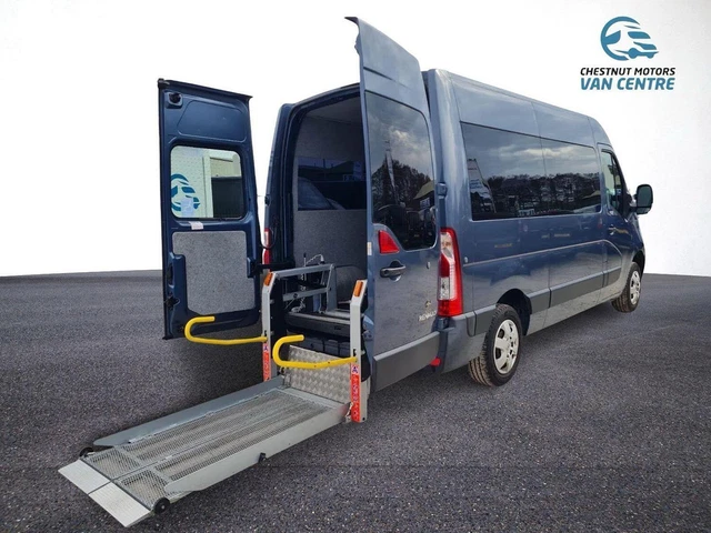 RENAULT MASTER L2H3 MWB WAV Wheelchair Access Camper Day Van No VAT £ ...
