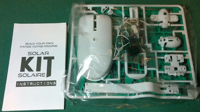 EDUCATIONAL SOLAR BUILD-YOUR-OWN Robot Kit French & English ...