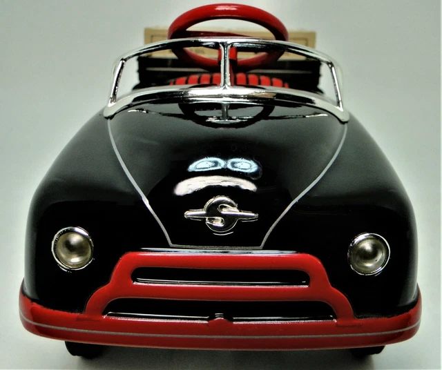 FORD PICKUP TRUCK Mini Pedal Car "Too Small To Ride On" Metal Collector ...
