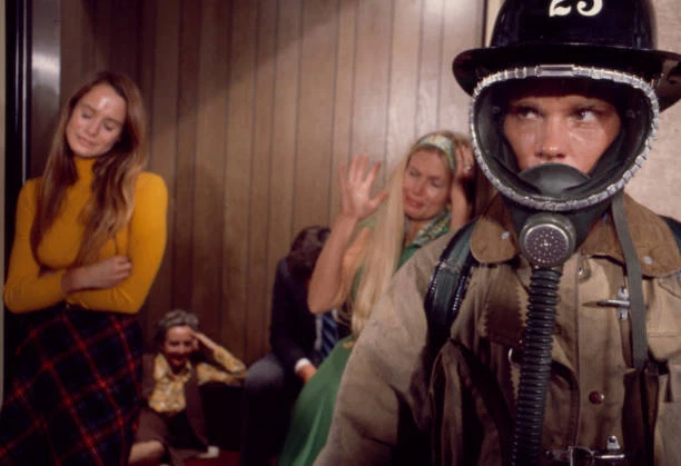 BRAD DAVID EXTRAS in tv series Firehouse 1974 Old Photo 2 EUR 6,08 ...