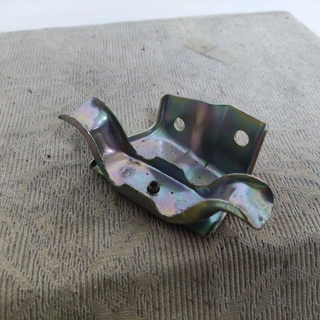 NOS OEM TOYOTA トヨタ EXHAUST PIPE FRONT BRACKET CORONA MkII RX12 RX22 ...