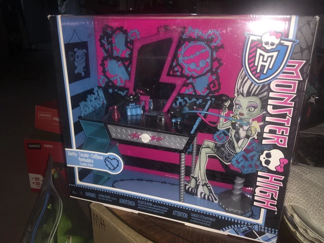2012 MONSTER HIGH Frankie Stein Vanity Furniture Set $80.00 - PicClick CA