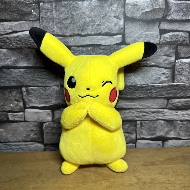 OFFICIAL POKÉMON STORE Pikachu (Pokémon) Plush/Teddy (8 Inches, 2022) £ ...