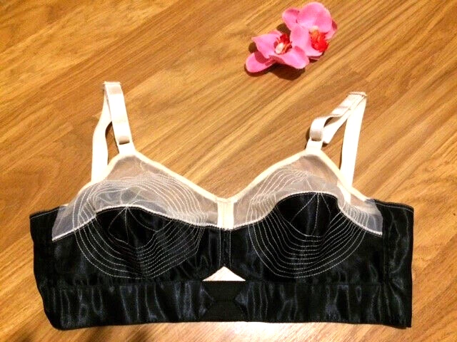 WHAT KATIE DID, spiral stitch bullet bra ,rockabilly,pin up,1950's,32d ...