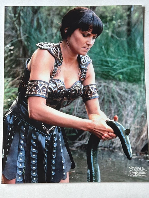 XENA OFFICIAL CREATION Photo 10x8 - XENA LUCY LAWLESS - MINT- XE-LL100 ...