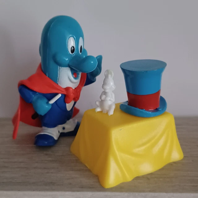 FIGURINE PUBLICITAIRE NOVOTEL Série Dolfi au cirque-Dolfi Magicien-Rare ...