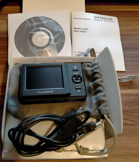 HITACHI HDC 991E Digital Camera.Great For Kids Starting Out. Carry case ...