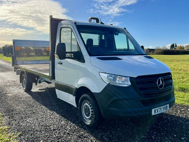 MERCEDES-BENZ SPRINTER 2.0 315 CDI Progressive Dropside Tail lift White ...
