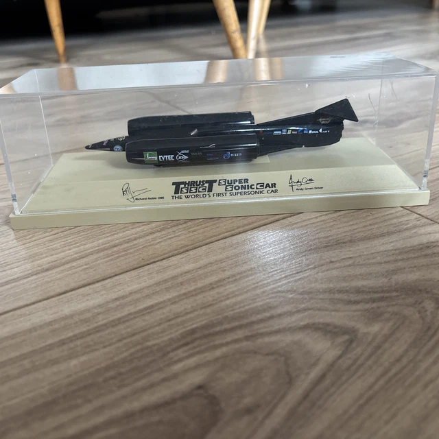 LLEDO. S/H THRUST SSC - Worlds First Supersonic Car Diecast Model Toy ...