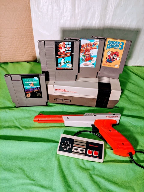 NINTENDO ENTERTAINMENT SYSTEM console NES, Super Mario Bros1,2,3/Duck ...