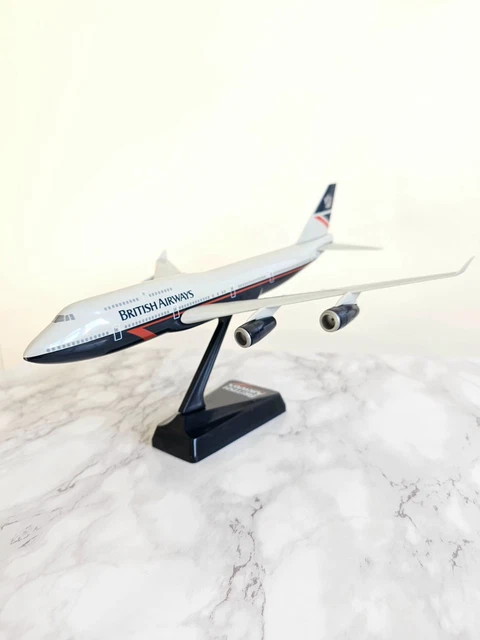 BRITISH AIRWAYS PLANE Boeing 747 Miniature Display Model Collectable ...