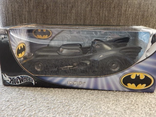 HOT WHEELS BATMOBILE 1:18 Scale Diecast Model 1989 Batman Movie Metal ...