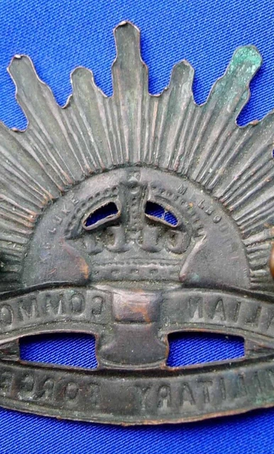 ORIGINAL WW2 2/AIF AUSTRALIAN RISING SUN SLOUCH HAT BADGE by K G LUKE ...