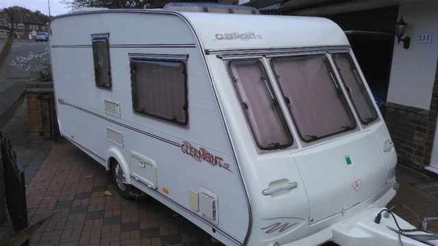 HERALD CLERMONT 460/ 2 berth caravan with motor mover £1,500.00 ...