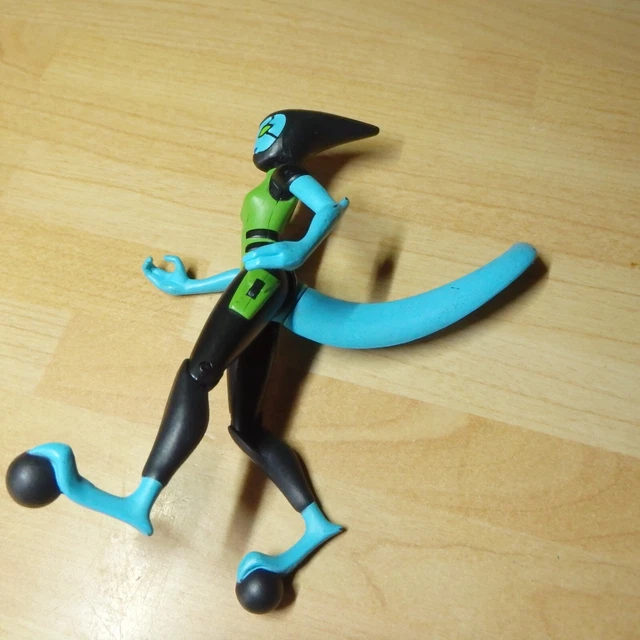 BEN 10 ALIEN Force HELEN WHEELS 4'' Figure Bandai Cartoon Network Rare ...