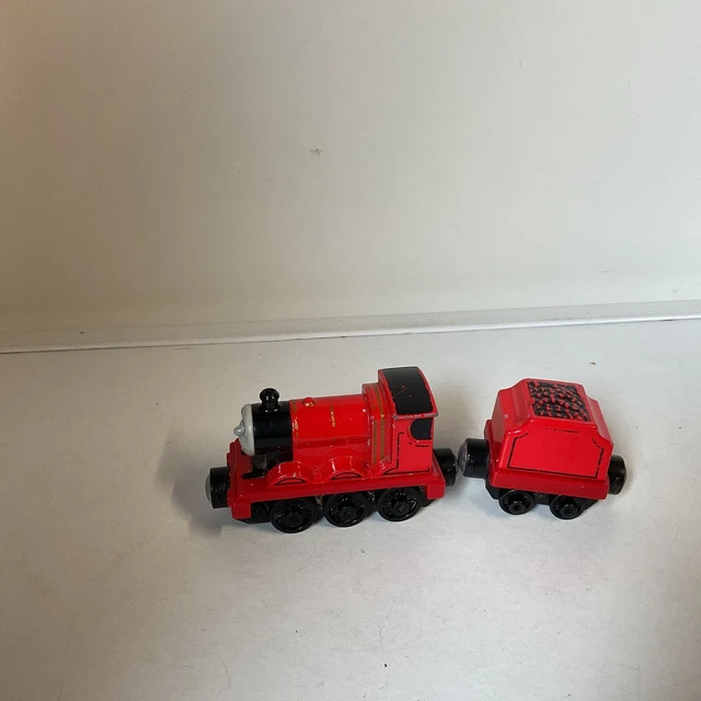 JAMES TRAIN THOMAS & Friends Take N Play james & Tender Magnetic Used ...