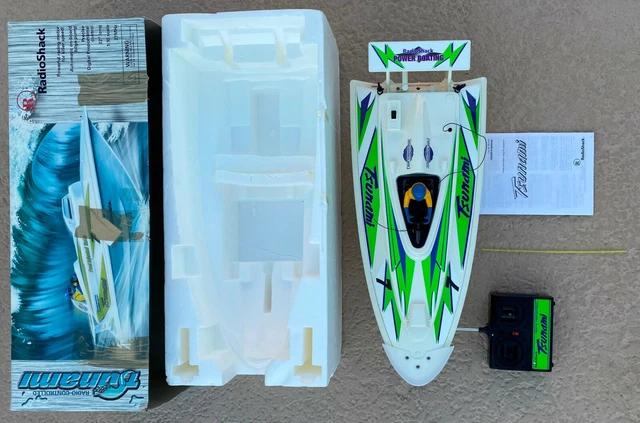VINTAGE RADIO SHACK RC Tsunami Speed Boat 60-4240 dans sa boîte d ...