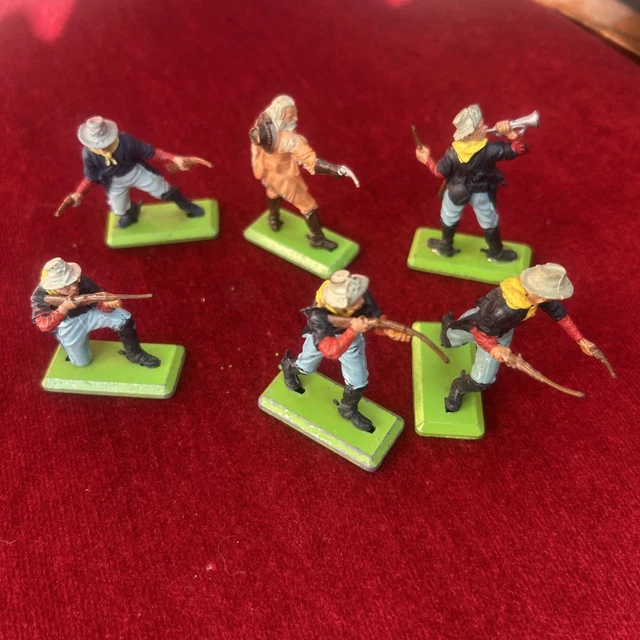 BRITAINS DEETAIL 7TH Cavalry Dismounted Infantry Full Set of 6 - Ref ...