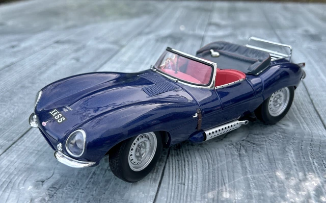 AUTO ART 1957 Jaguar XKSS (Road-Going D-type) 1:18 Detail Diecast Model ...