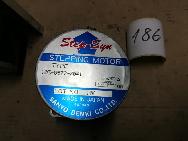 SANYO DENKI STEP-SYN Motore passo-passo 103-8572-7041 EUR 75,00 ... SANYO DENKI STEP-SYN Motore passo-passo 103-8572-7041 EUR 75,00 ...