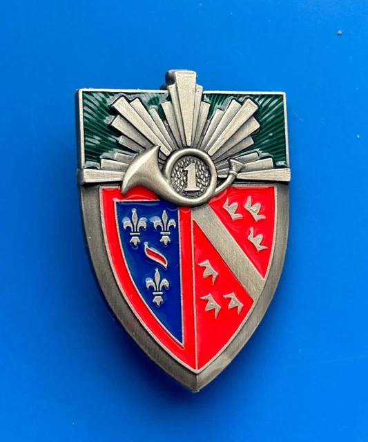 #1418# INSIGNE DU 1er régiment de chasseurs/ A. BERTRAND/Edition Atlas EUR 6,00 - PicClick FR