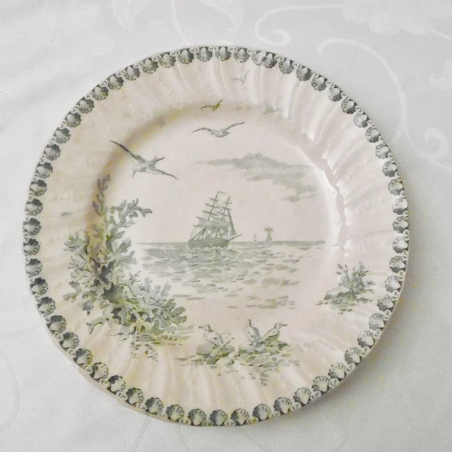ANCIENNE ASSIETTE EN Faience De Gien "Ocean" - Bateaux, Mouettes ...