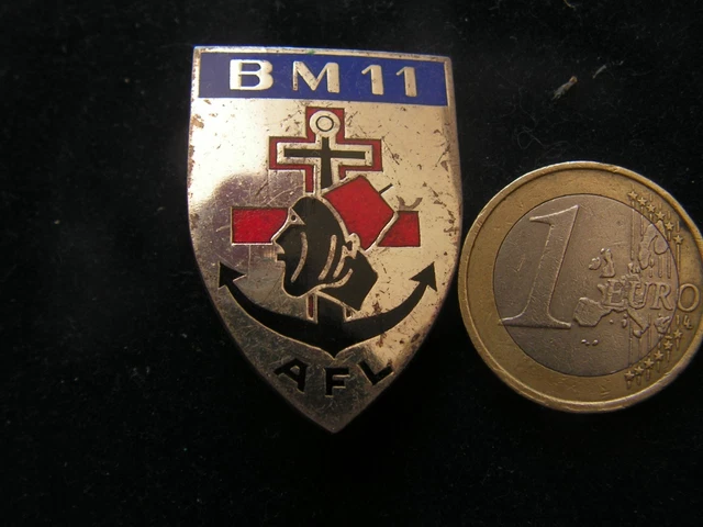 INSIGNE REFRAPPE BATAILLON de marche coloniale ( classeur 11) EUR 5,00 ...