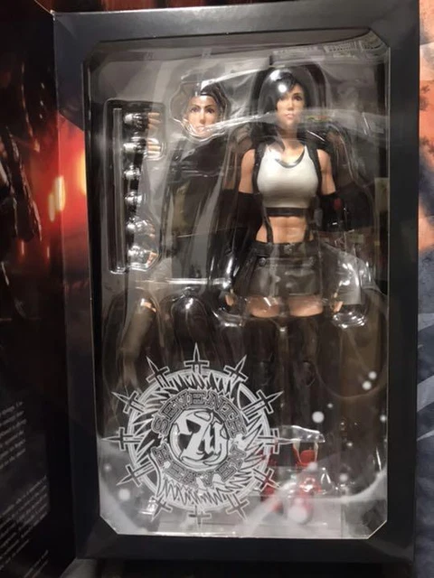 FINAL FANTASY VII Remake Tifa Lockhart Figure FF Square Enix Play Arts ...