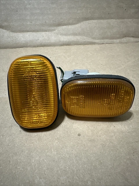 TOYOTA COROLLA AE100 AE101 Genuine KOITO Side Fender Lights pair oem ...