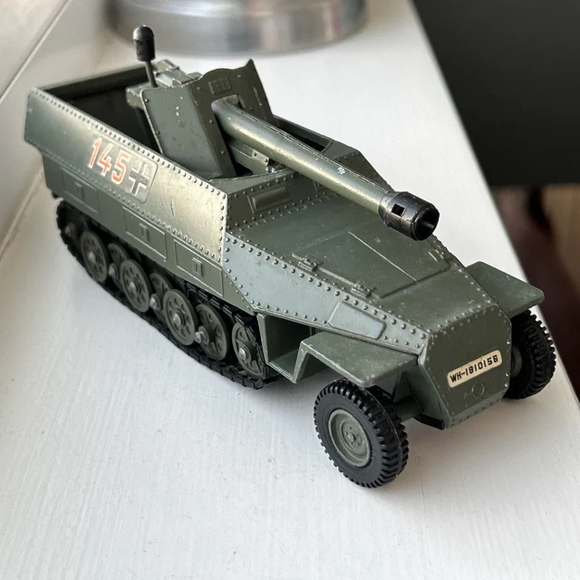 DINKY 694 SD.KFZ. 251/10 Hanomag Half Track Tank Destroyer With Tracks ...