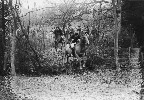 MEMBERS OF THE Hertfordshire Hounds At Teddington Manor 1912 Old Photo ...