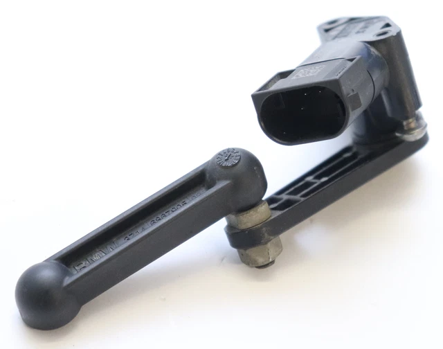 BMW G21 G20 G30 G31 6895466 level sensor height sensor left front £23. ...
